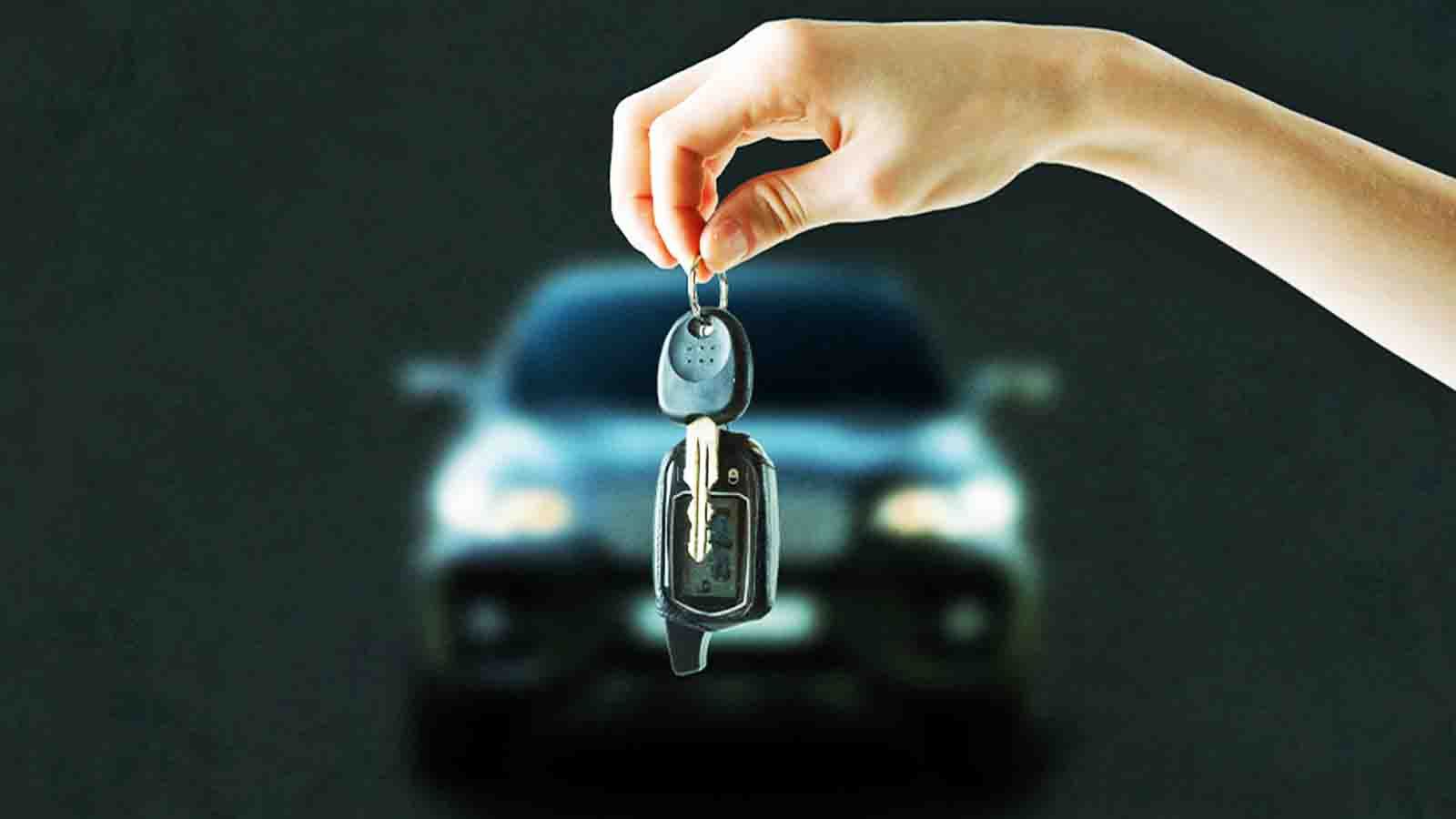 Things to Consider When Selling a Car | Paytm Insurance